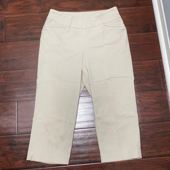 Westbound | Pants & Jumpsuits | Khaki Light Tan Westbound Capris | Poshmark